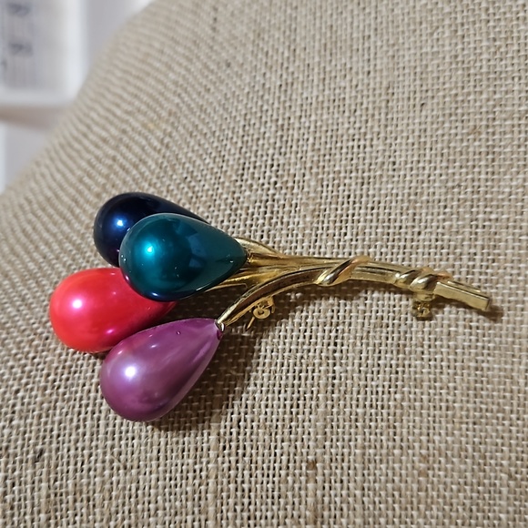 Jewelry | Vintage Balloon Brooch | Poshmark